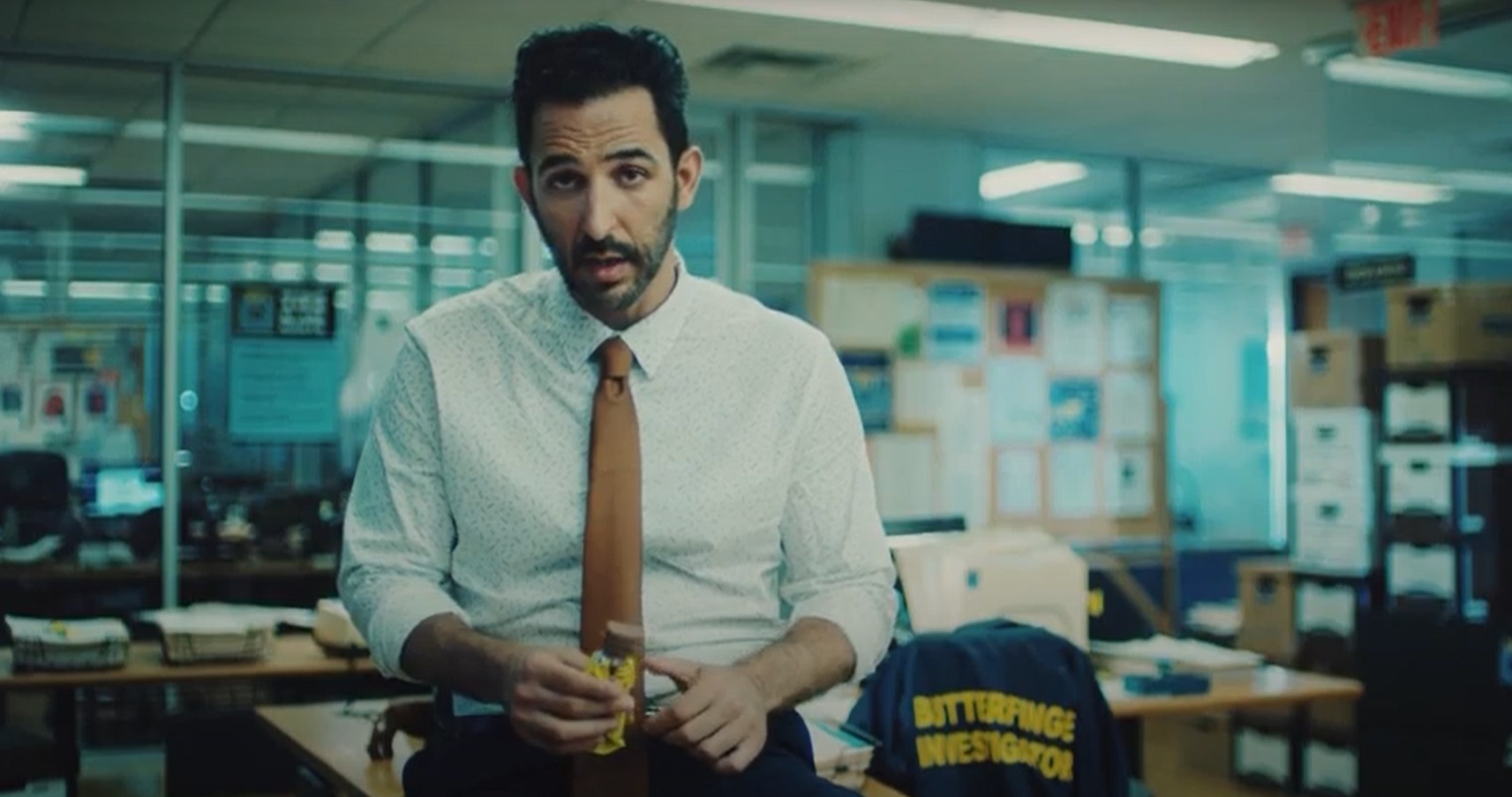 Amir Arison's Butterfingers Detective Is Sadly More Competent Than His ...