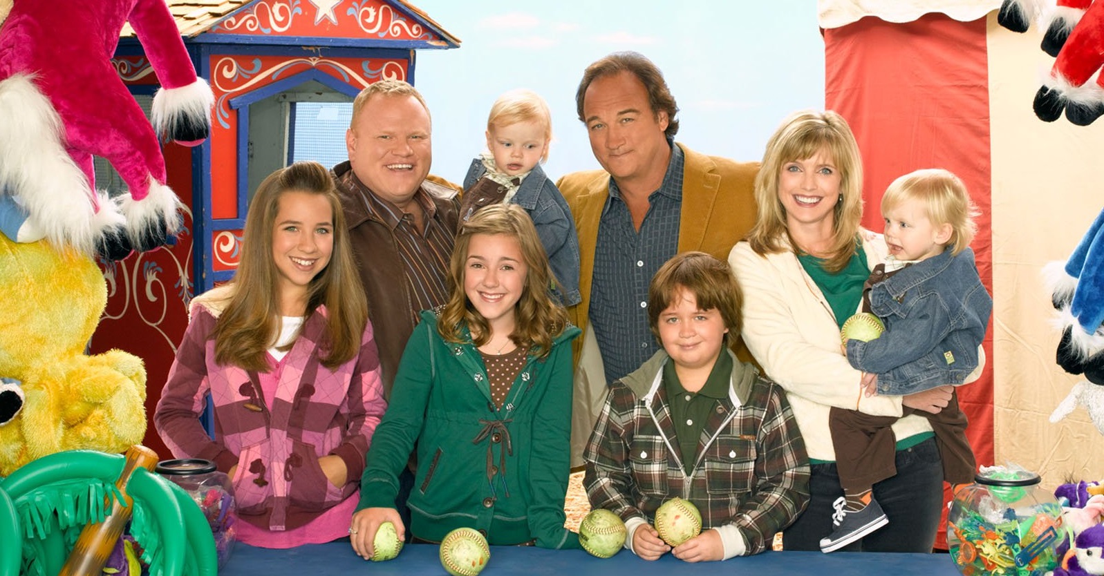 What Sitcom Are You the Most Shocked Lasted At Least Eight Seasons?