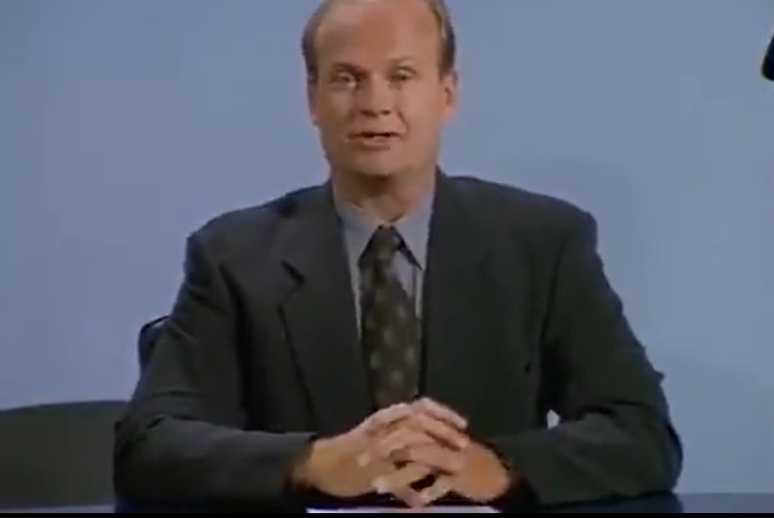 Frasier Slyly Referenced Taking Over Seinfeld's Time Slot in 1998