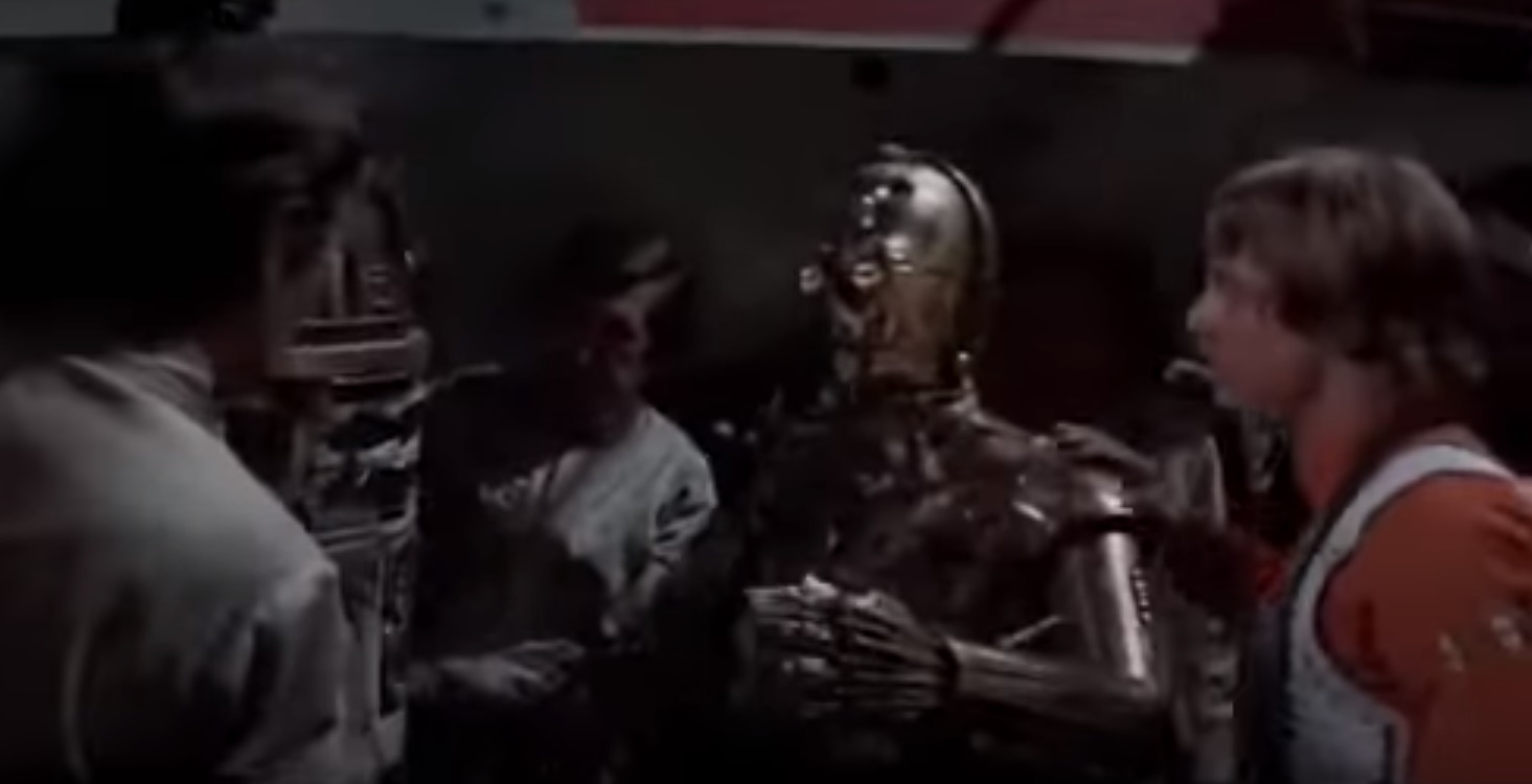 Luke Skywalker's Reaction to R2-D2's Damage is an Uncomfortable ...